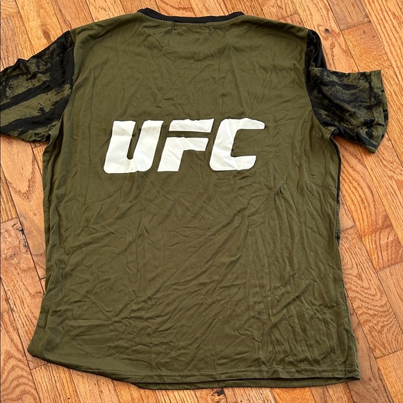 UFC | Shirts | Ufc Mens Black And Olive Drip Tee | Poshmark